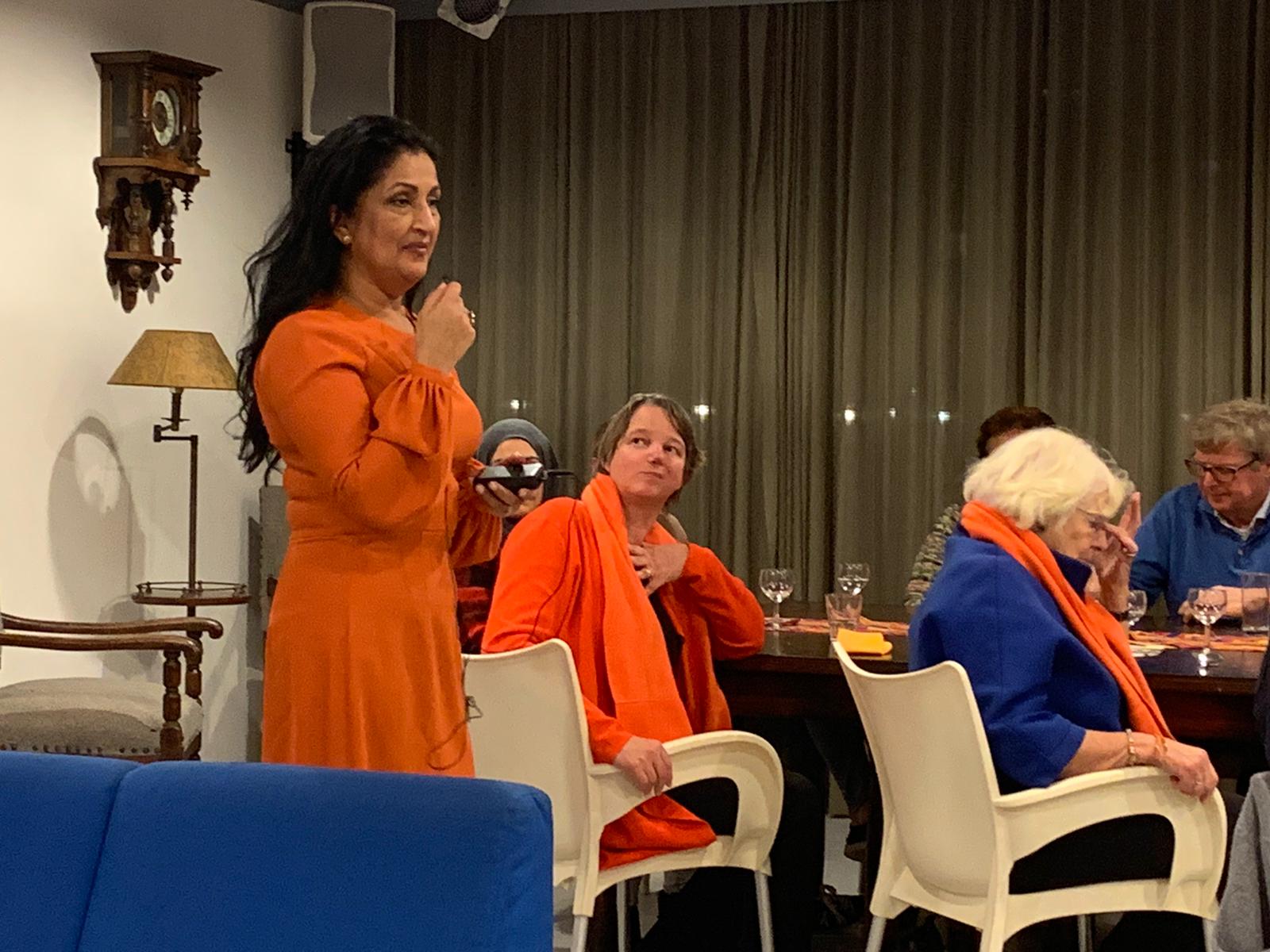 Presentatie over geweld door Hameeda Lakho – Piezo